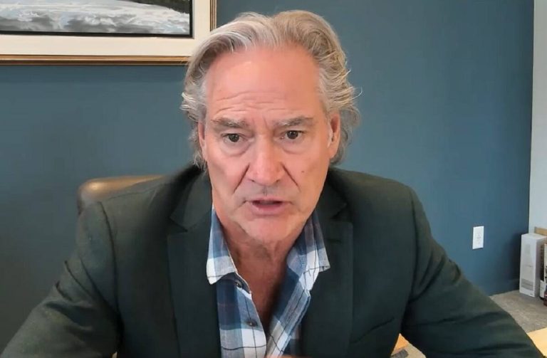 Maple Leaf touts business model success - Manitoba Co-operator